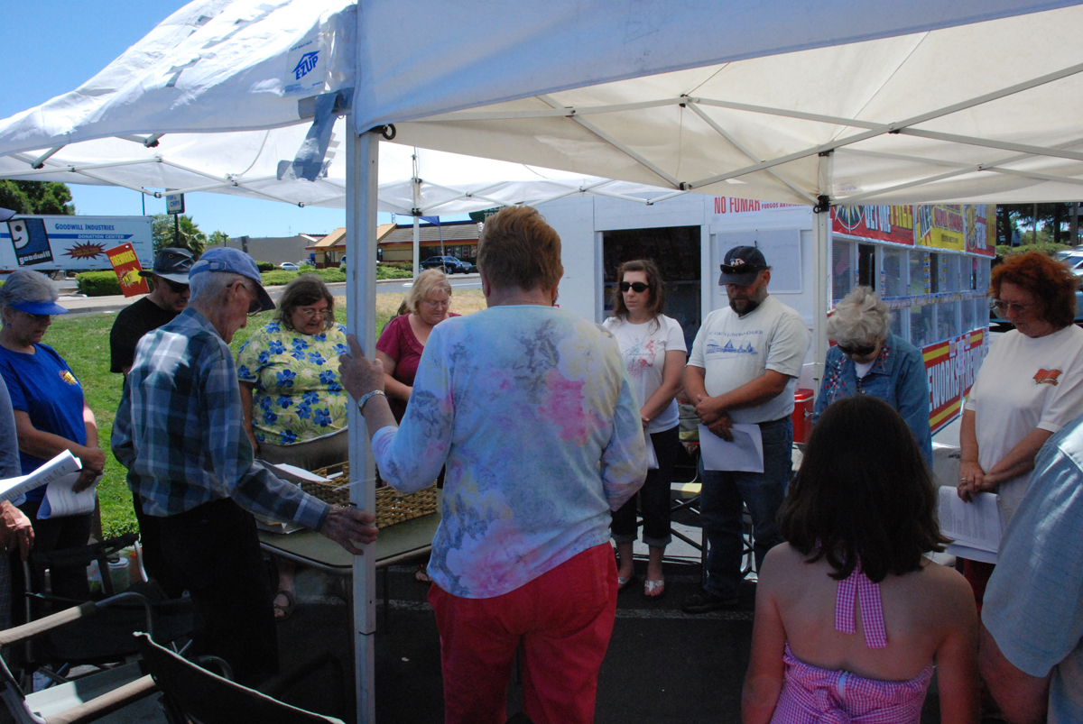 Fireworks Booth – St. Luke's Lutheran Church